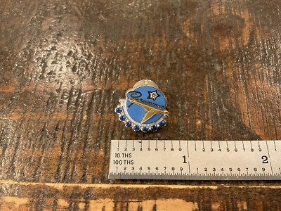 ORIGINAL VINTAGE GRUMMAN AVIATION 35 YEAR SERVICE PIN | eBay