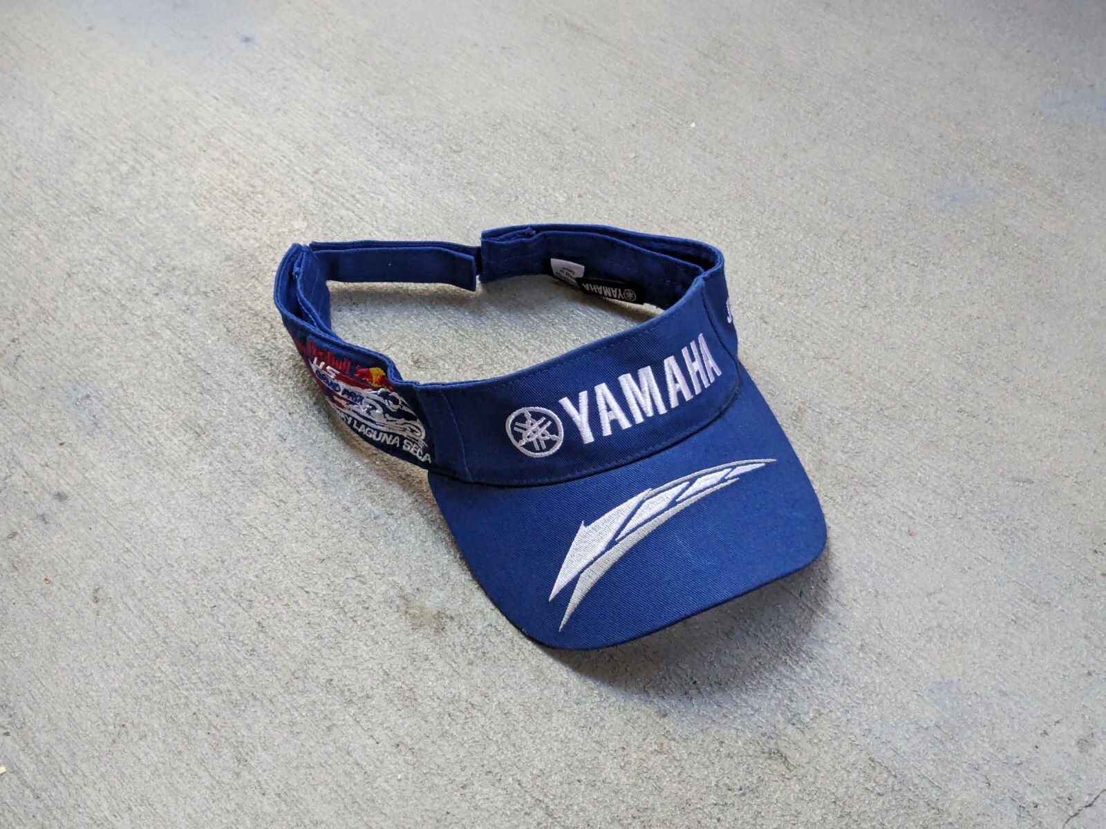 2006 Yamaha Visor Red Bull Mazda US Grand Prix Racewa… - Gem