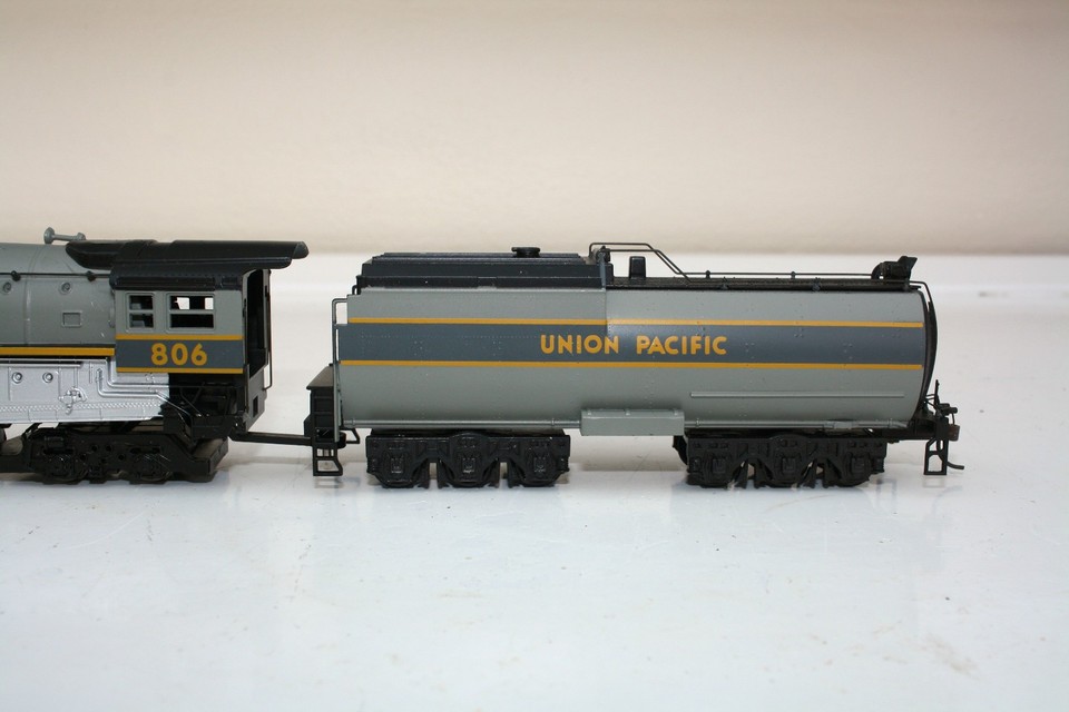 BACHMANN USA HO 53502 BAC OVERLAND UNION PACIFIC LOCOMOTIVE GREY 806 ...