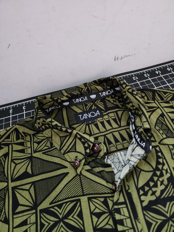Tanoa Hawaiian Shirt Men's Size Large L Button Up Green Tribal Tapa ...