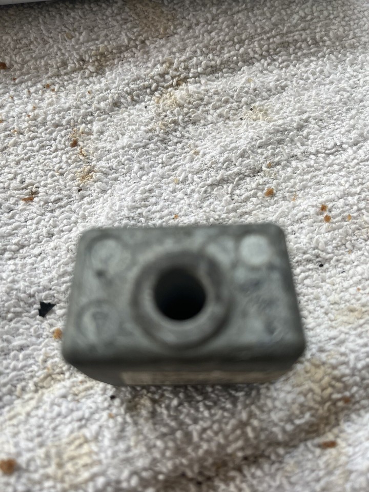 Johnson Evinrude Lower Unit Zinc Anode 393023 | eBay