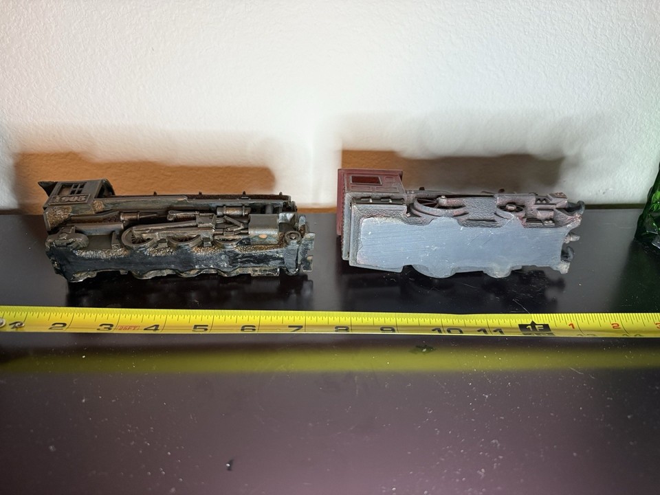 Vintage Locomotive Train Replica 1905 Steam Engine Decor - Lot Of Two ...