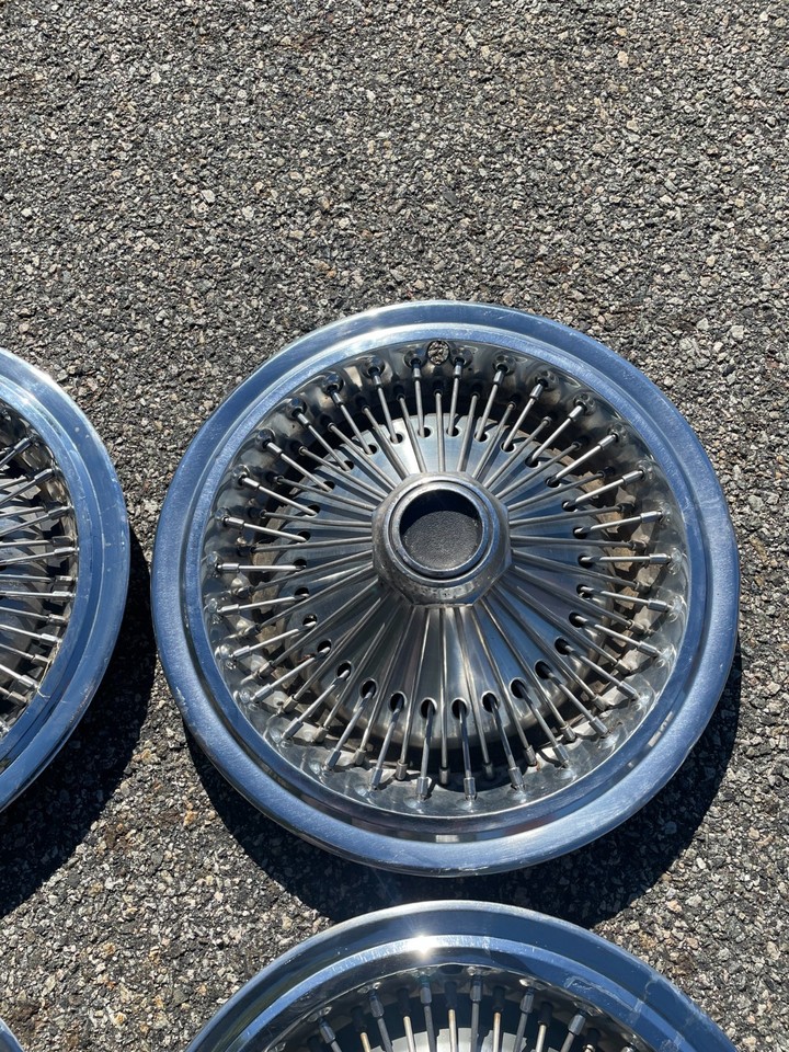 Genuine 1975 to 1979 Chrysler Cordoba 15 inch wire spoke hubcaps wheel ...