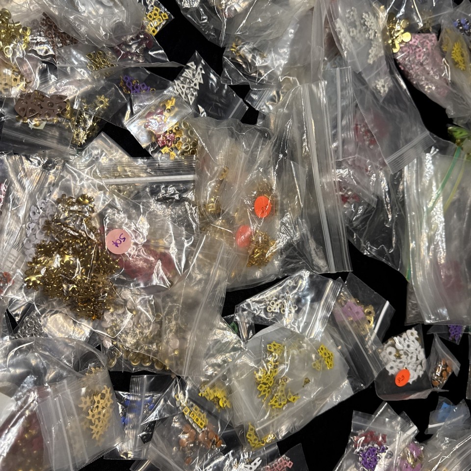 8 pounds 2oz Metal Buttons Decorative Clothes Fasteners huge lot all ...