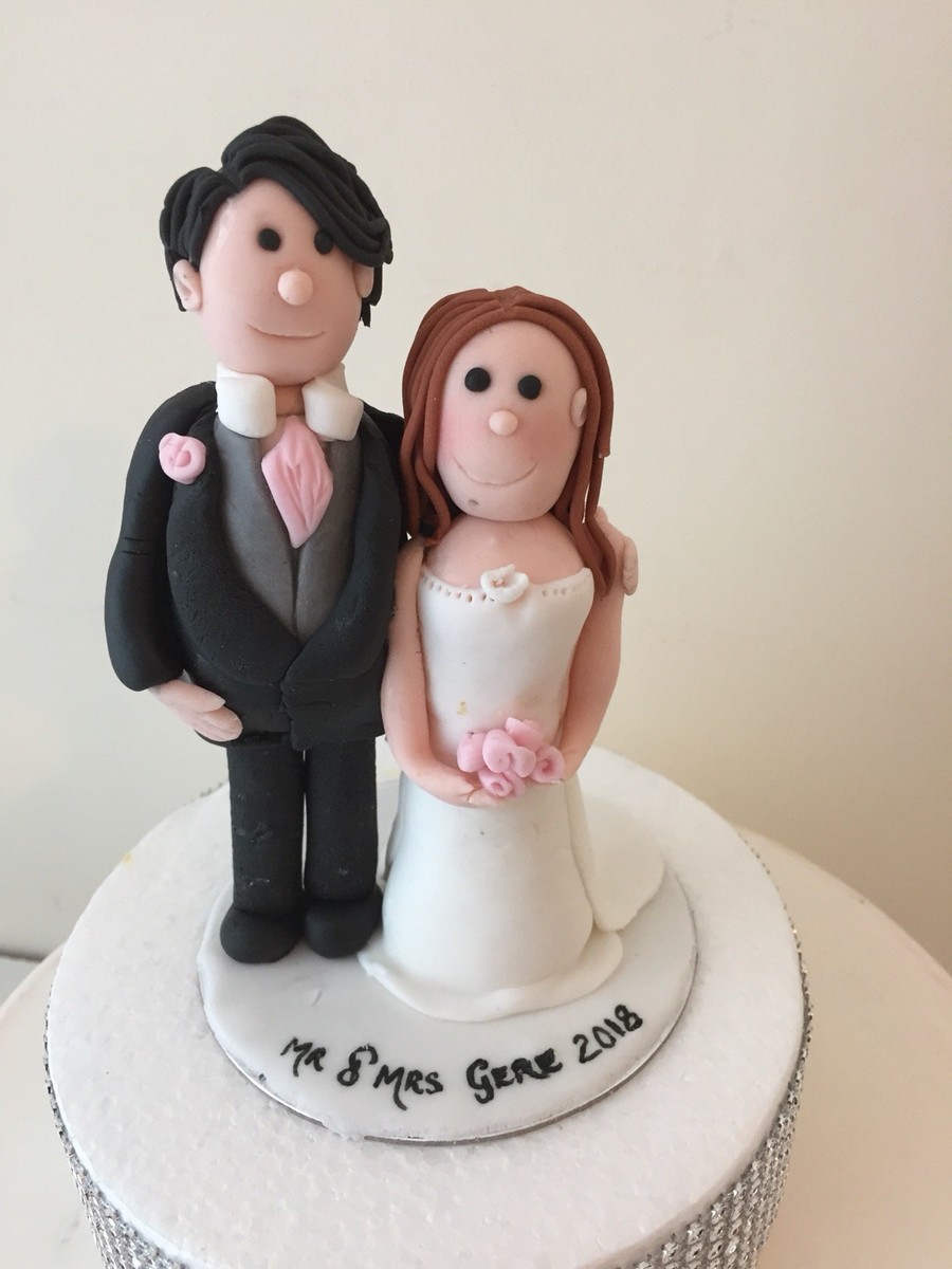 Gum Paste Cake Toppers Wedding Wedding Cakes With Gum Paste Molding