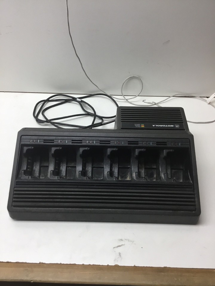 MOTOROLA 6 BAY RADIO RAPID RACK CHARGER. NTN1177C. | eBay