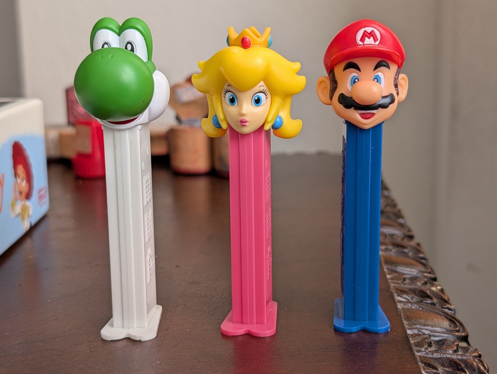 LOT of 3 Nintendo PEZ Dispensers - Mario Yoshi Peach Super Mario Bros ...