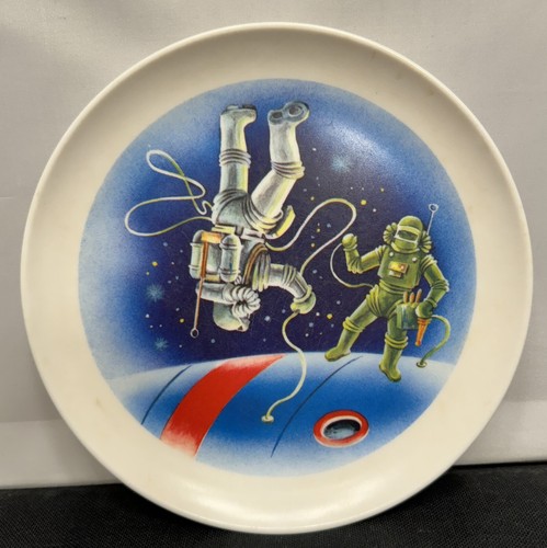 Vintage 1970s Allied Chemical Plate Retro Astronauts In Space, 7 ...