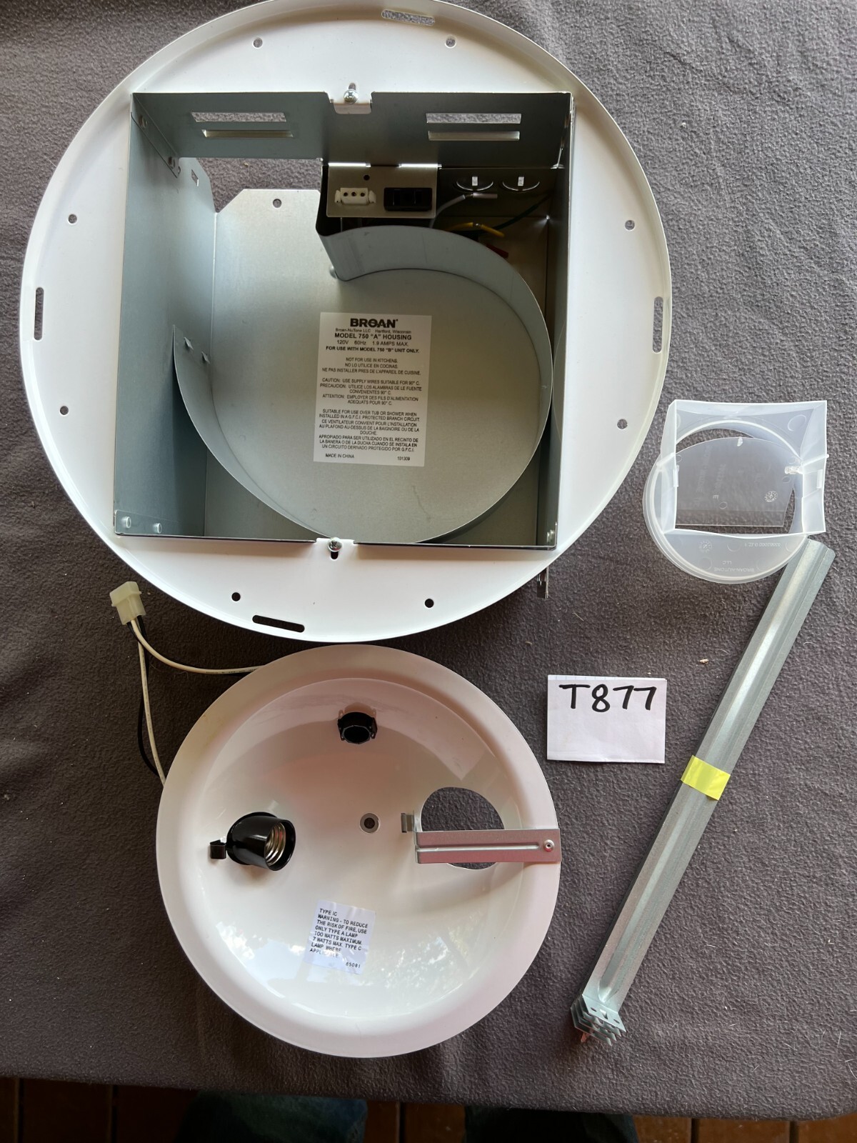 Broan 100 CFM 5 Sones Ventilation Fan With Lighting for sale online | eBay