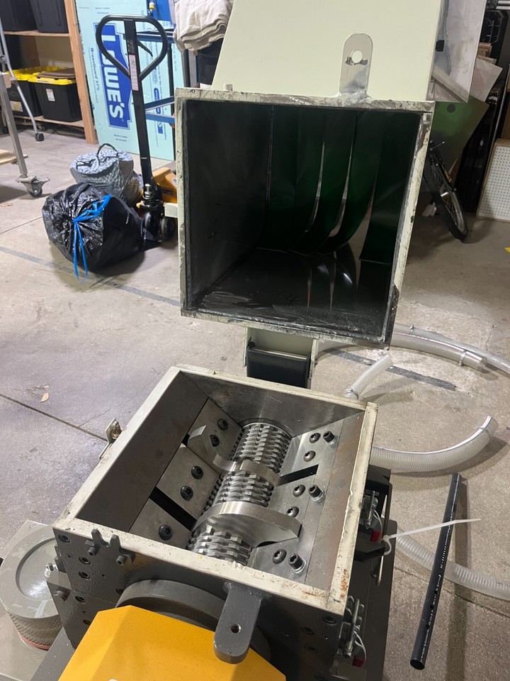 PLASTIC GRANULATOR – 2HP SLOWSPEED + DUST COLLECTION SYSTEM | eBay