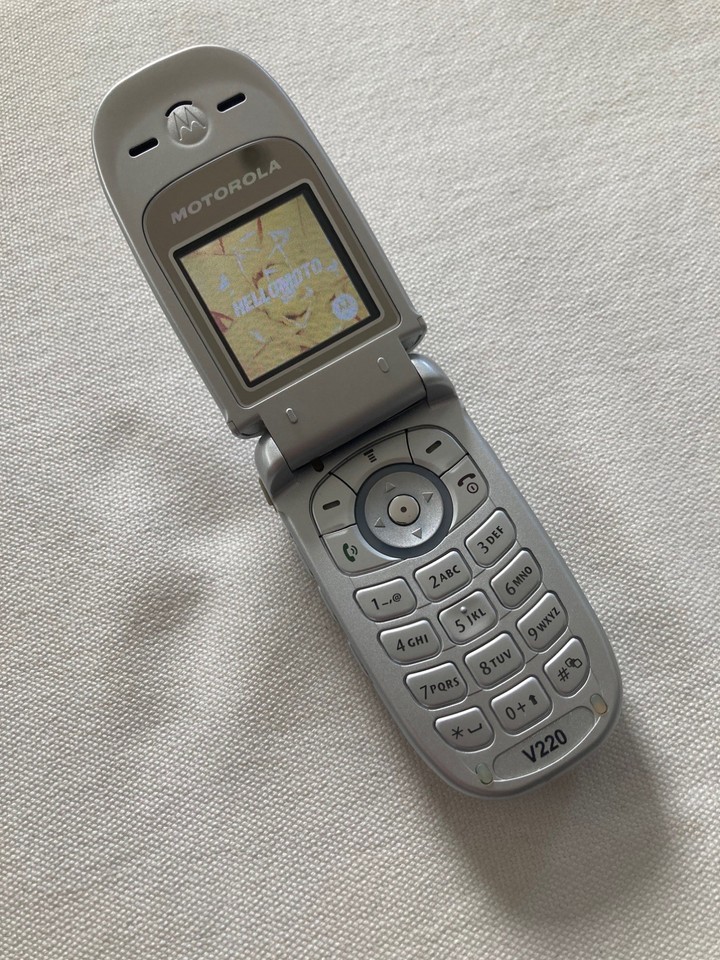 Motorola V220 Flip Mobile Phone Silver Boxed Retro Vintage | eBay UK
