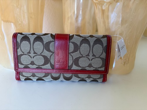 NWT COACH Hampton Signature wallet Tri-Fold envelope red khaki #6K13 ...