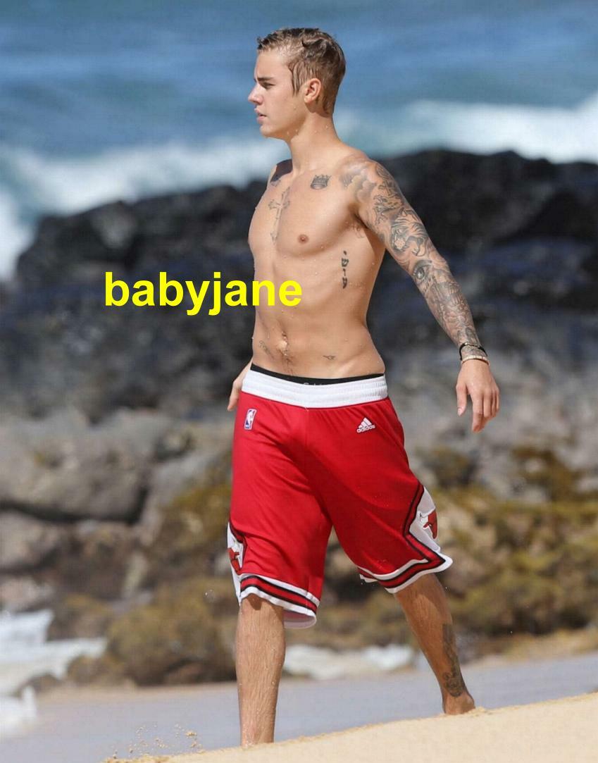 Justin Bieber In The Beach Justin And Hailey Bieber's Full