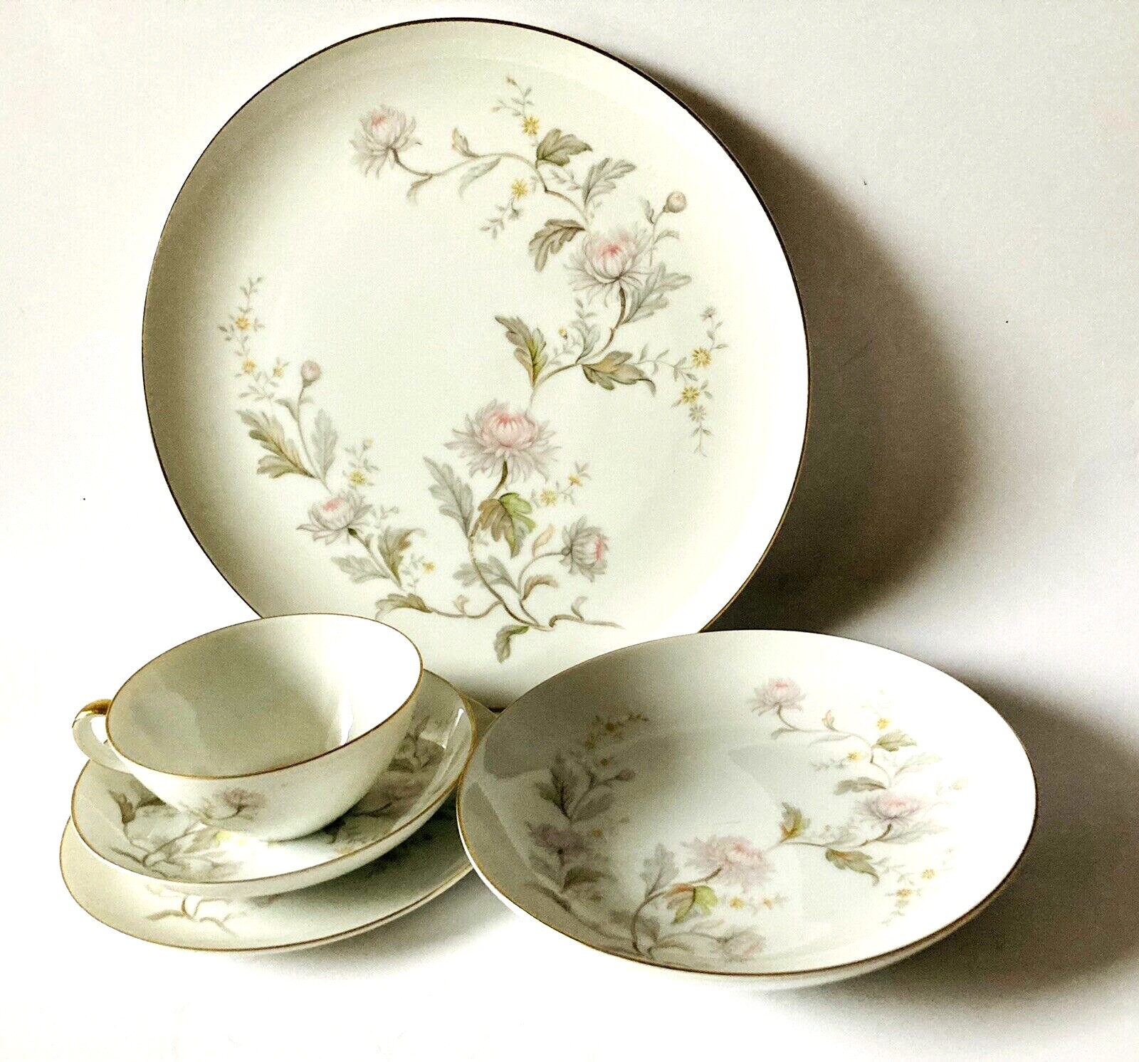 50'S Japan YAMAKA Bone China PC Dinnerware " Kiku" 5 PC Complete | eBay