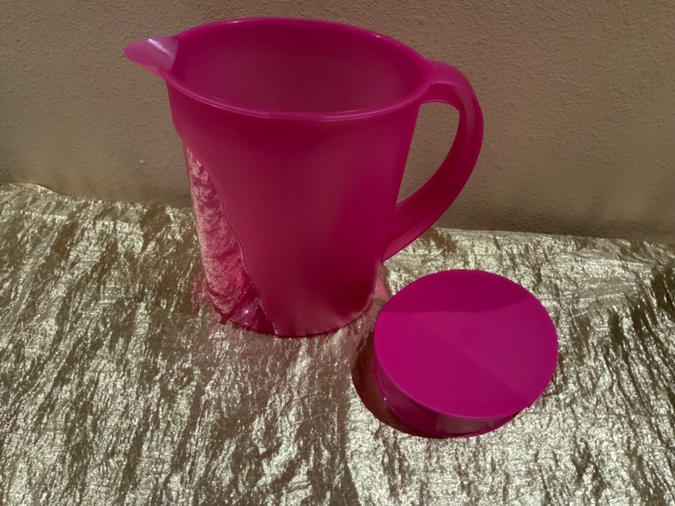 New Tupperware Beautiful Jumbo Expression Pitcher 1 Gallon 3.7L Fuchsia ...