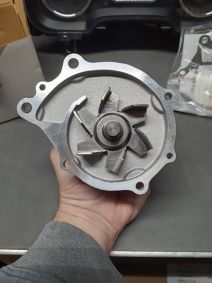 21010-50K26 21010-50k28 21010-FF225 FOR NISSAN + KOMATSU WATER PUMP ...