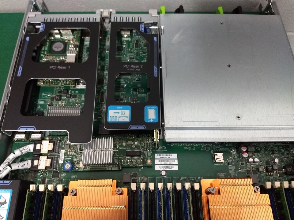 Cisco UCS C220 M3 2x Intel Xeon E5-2609 2.40 GHz 32 GB RAM UCSC-C220 ...