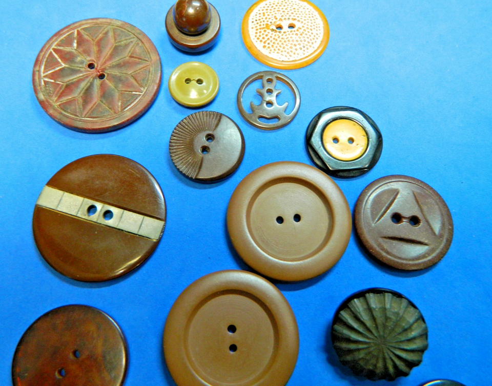 LOT Vintage BAKELITE Buttons Brown & Black Cookie-w metal-Carved+++ | eBay