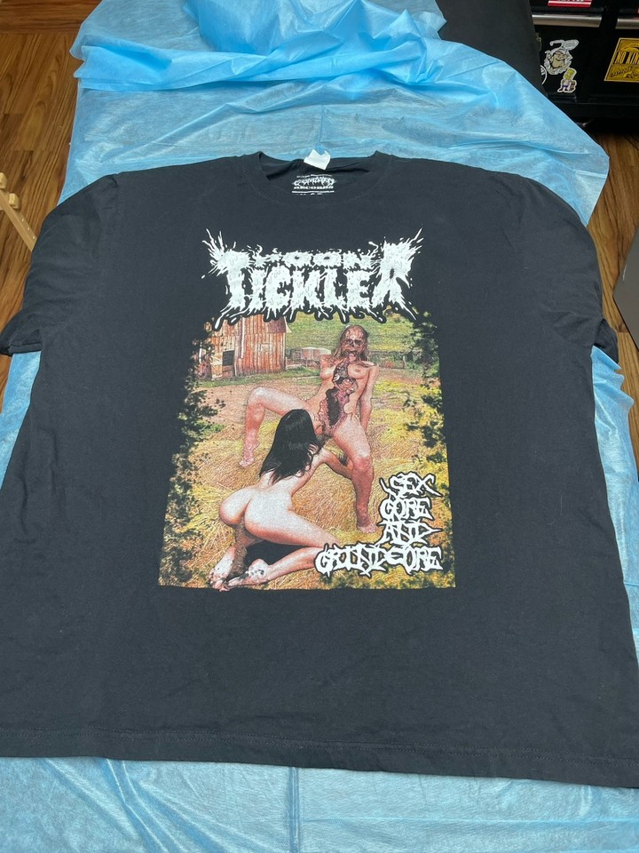 Poon Tickler Sex Gore And Grindcore XXL T Shirt Gored In The Poon Of ...