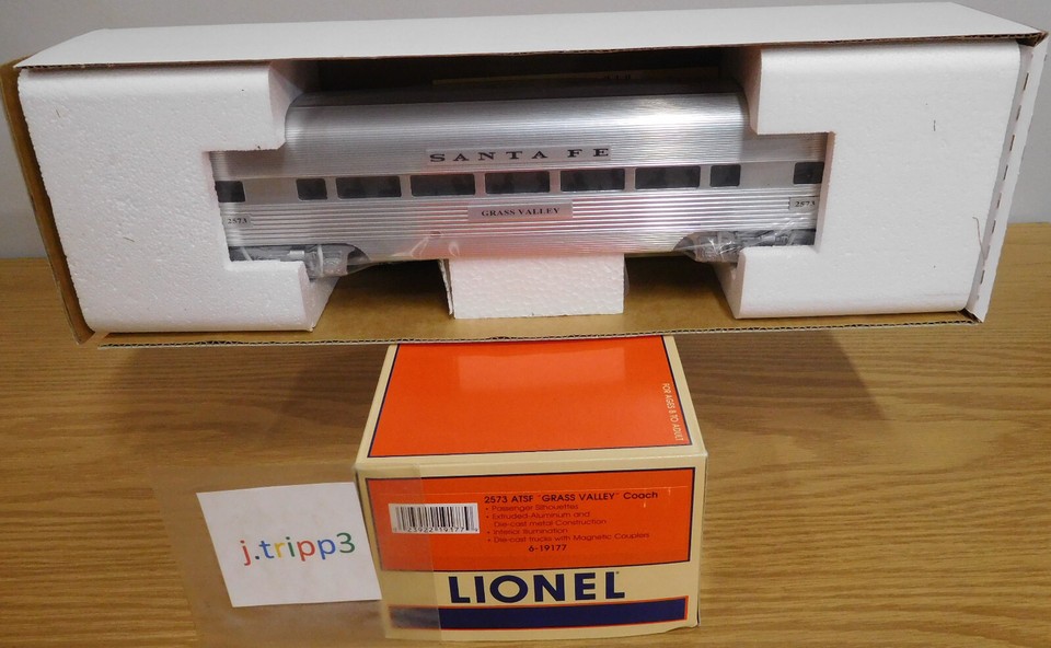 LIONEL #19180 SANTA FE SURFLINER 15'' ALUMINUM PASSENGER 4 CAR SET ...