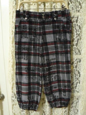 +STRADIVARIUS WOMEN SIZE 38 (31x21.5) PLAID CAPRIS-MID RISE-ELASTIC CUFFS-EUC | eBay