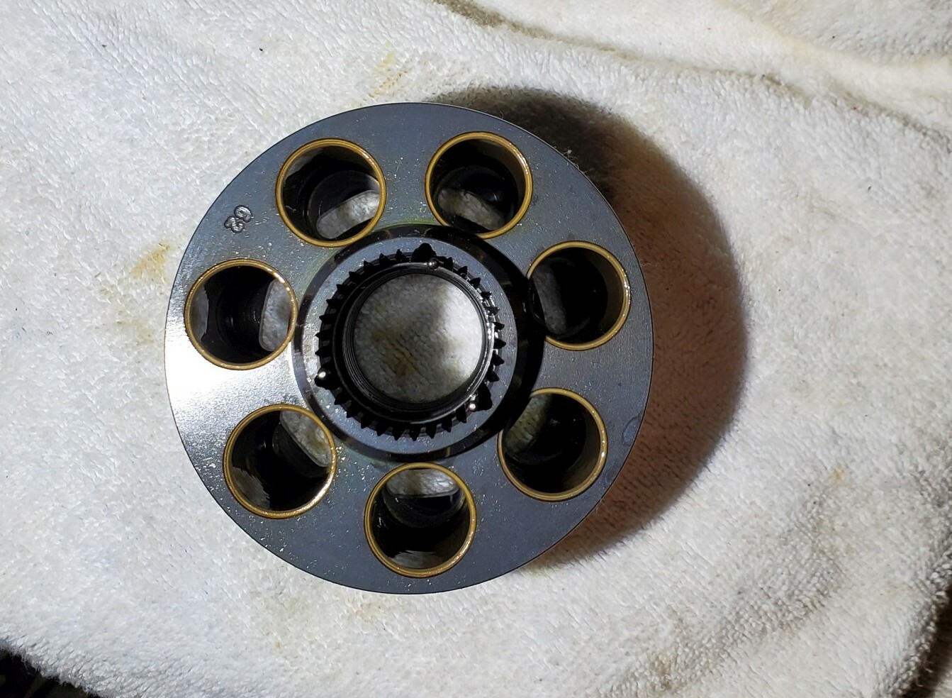 Sauer Danfoss Sundstrand - Cylinder Block Kit for M46 pumps and motors ...