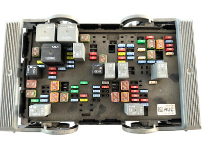 2010-2014 Gmc Yukon Fusebox Fuse Box Relay Module 22798217 Genuine and ...