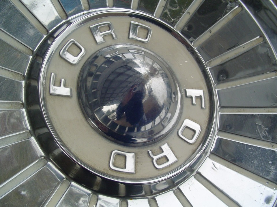 FOUR 1957 57 FORD FAIRLANE THUNDERBIRD T BIRD HUBCAPS WHEEL COVERS ...