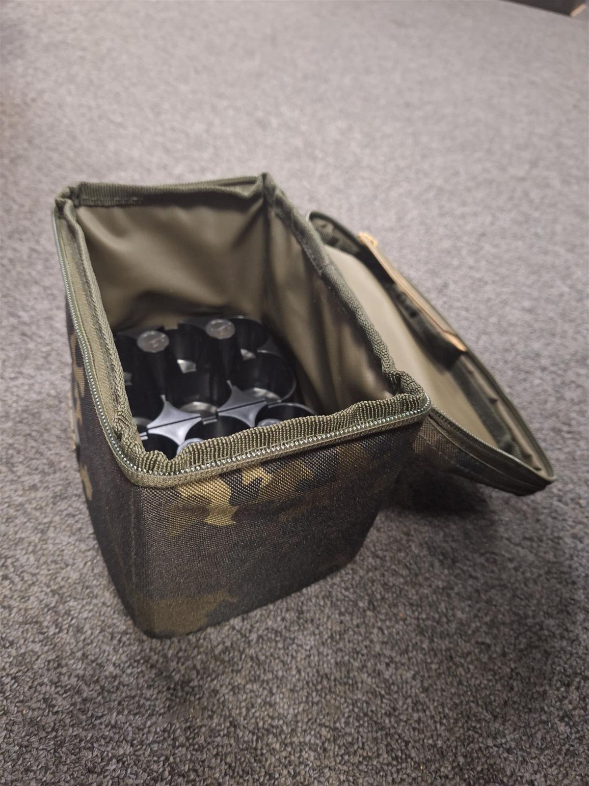 KORDA COMPAC GOO BAG DARK KAMO LARGE - KORDA GOO STORAGE BAG ...