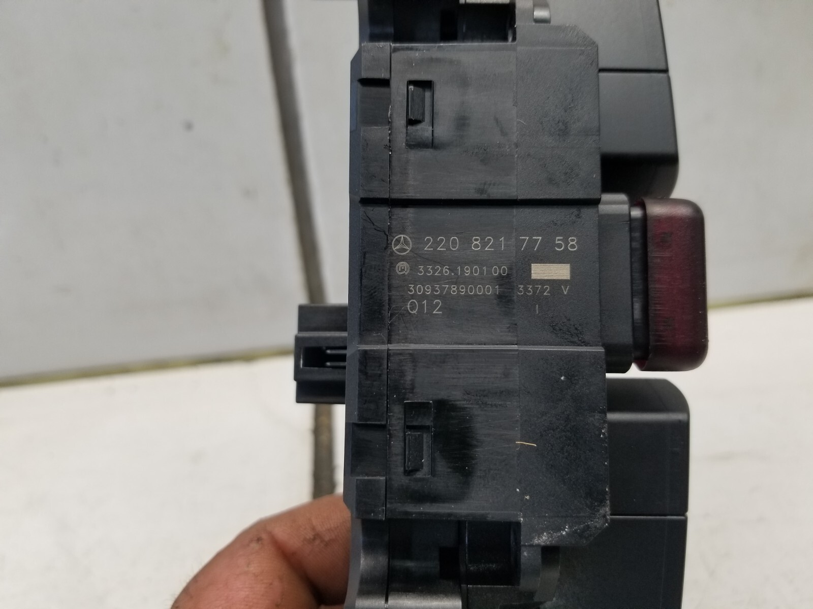 2004 MERCEDES S-CLASS S430 W220 MULTIFUNCTION SWITCH PANEL 220 821 77 ...