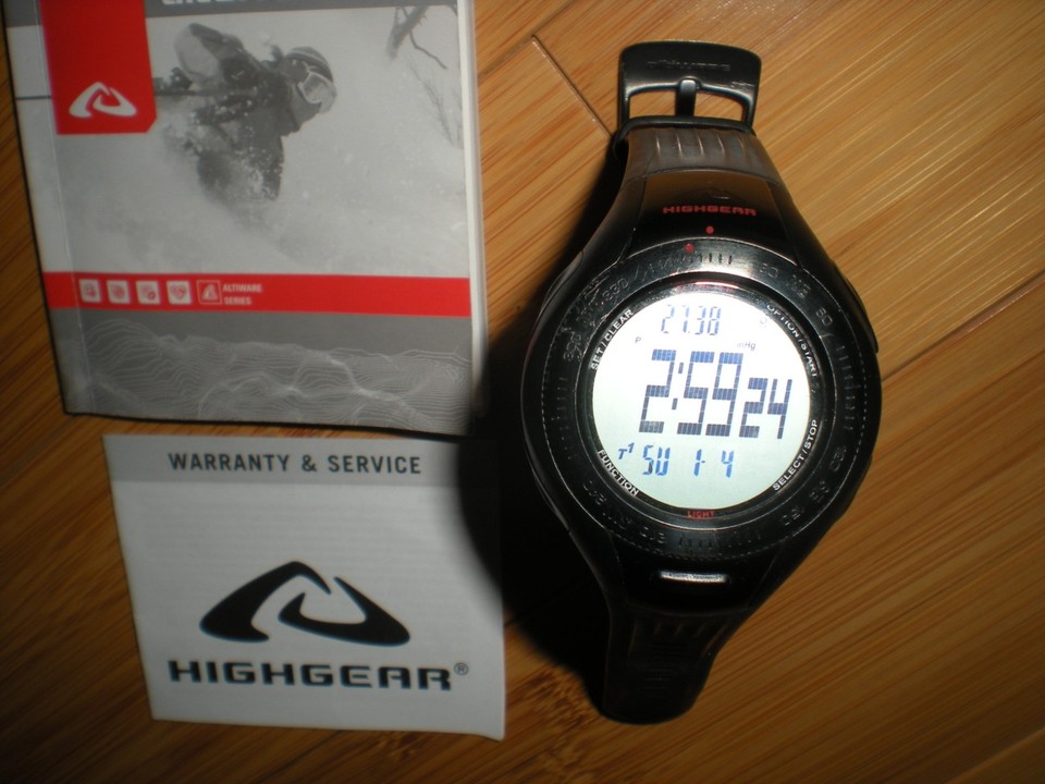 HIGHGEAR 0H7 Digital Men's Watch Altimeter Barometer Compass, New ...