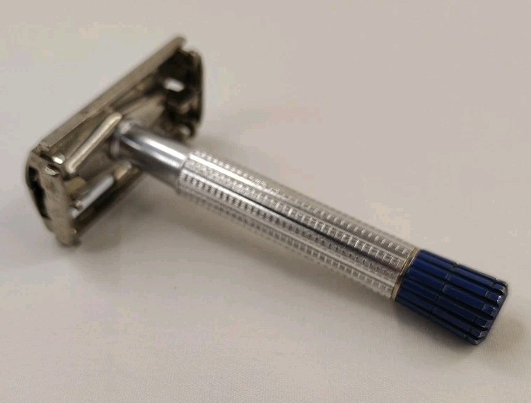 1956 Gillette Super Speed Blue Tip Flare Safety Razor Date Code B1 | eBay