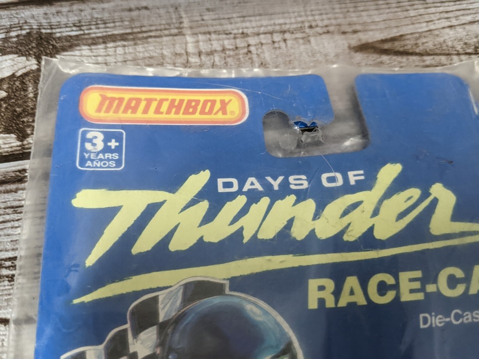 Matchbox Days Of Thunder 1:64 Scale Diecast Race Stock Car Racing Set ...