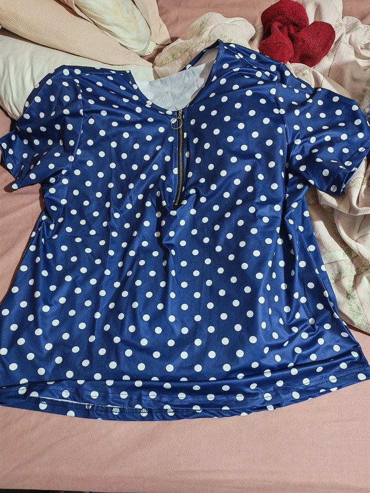 Navy And White Polka Dot Top, Stretchy Material Size 2xl, New In ...
