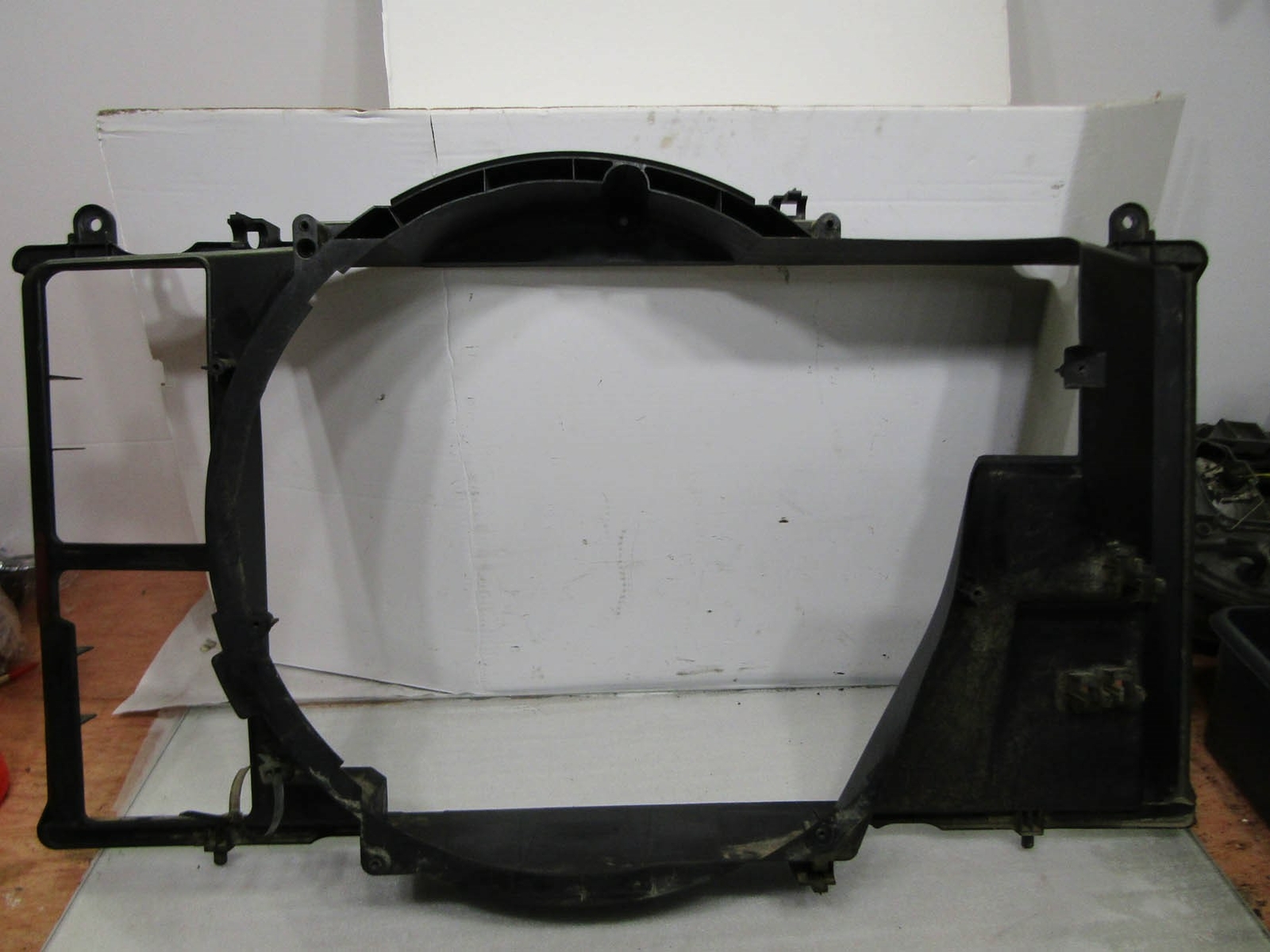 Nissan Patrol 3.0 Y61 97-04 ZD30 radiator surround cowl fan shroud | eBay