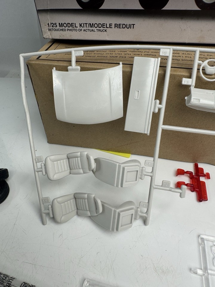 Model Kit 1994 GMC Sonoma SLS AMT 1:25 | eBay