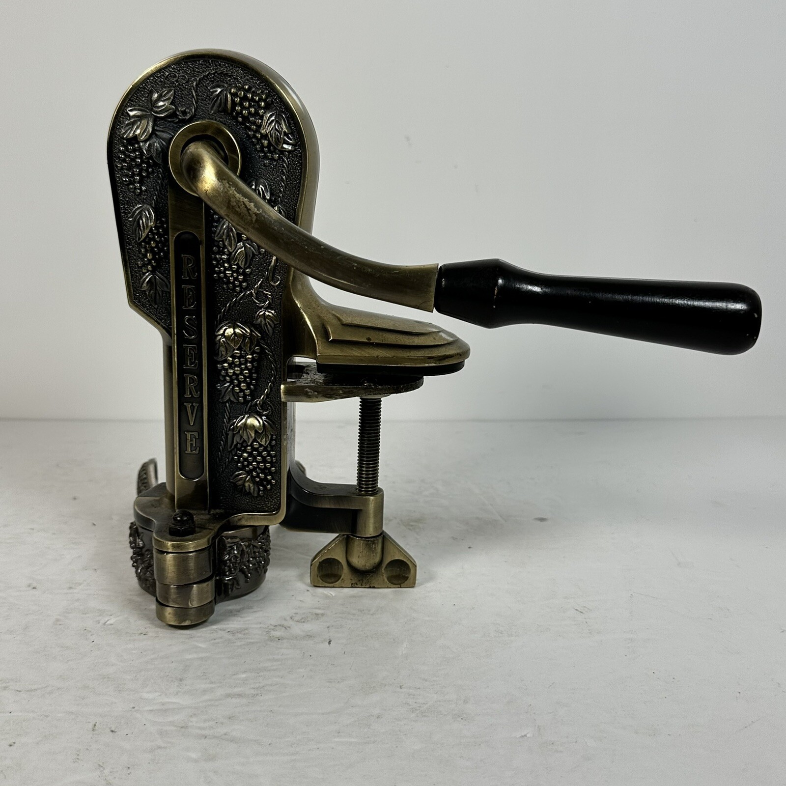 Vintners States Reserve Classic Tabletop Wine Bottle Cork Opener Bronze ...