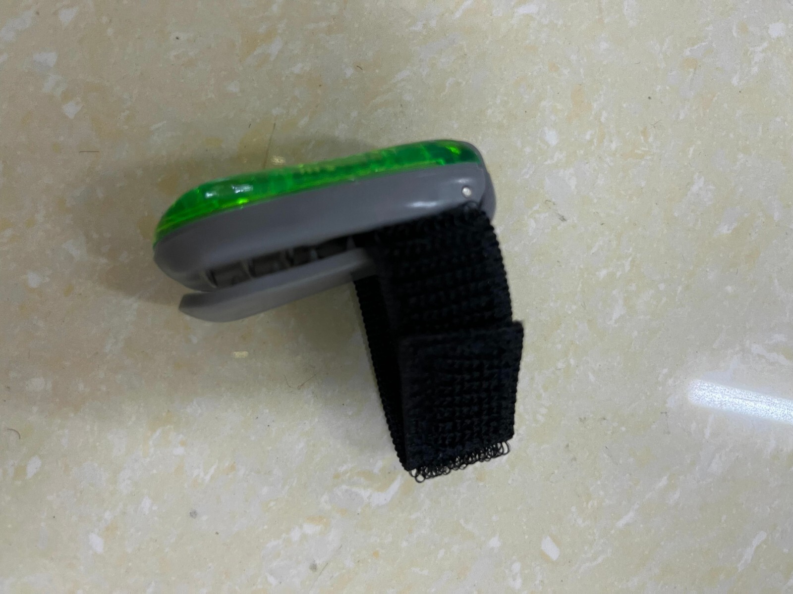 LED Light Pet Dog Collar Clip Tag Lighted Strobe/Flash/Stay on (Random ...