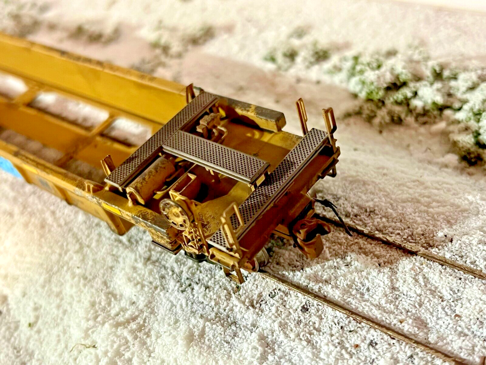 Ho Scale Weathered Walthers Rebuilt 40' Well Car W/ Containers TTX DTTX ...