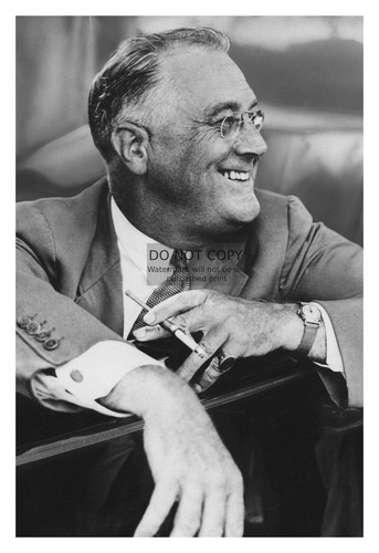 FRANKLIN DELANORE ROOSEVELT SMOKING CIGARETTE AND SMILING 4X6 B&W ...