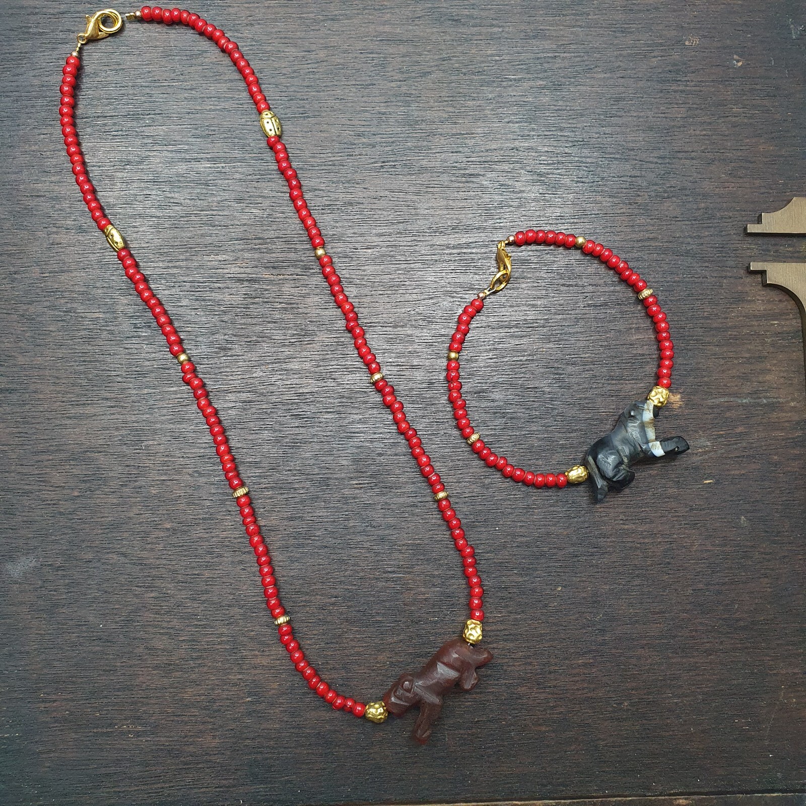 Antique Sulemani Agate animals Venetian Whiteheart Beads Necklace ...
