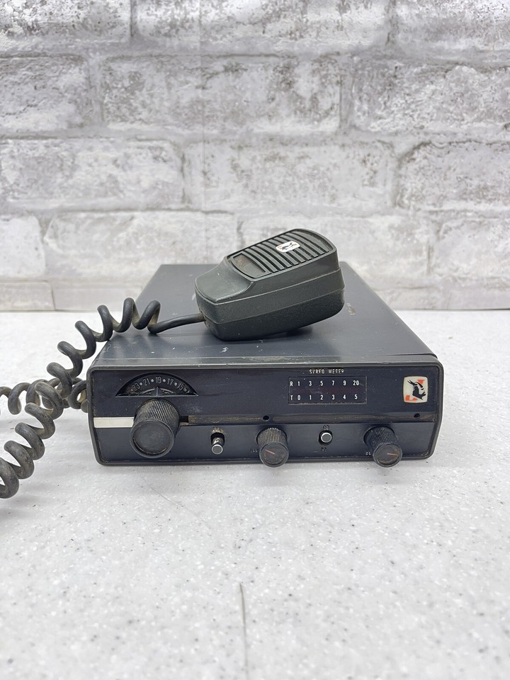 Vintage JOHNSON Messenger 4135 40 Channel CB 2-Way Radio w Mic Untested ...