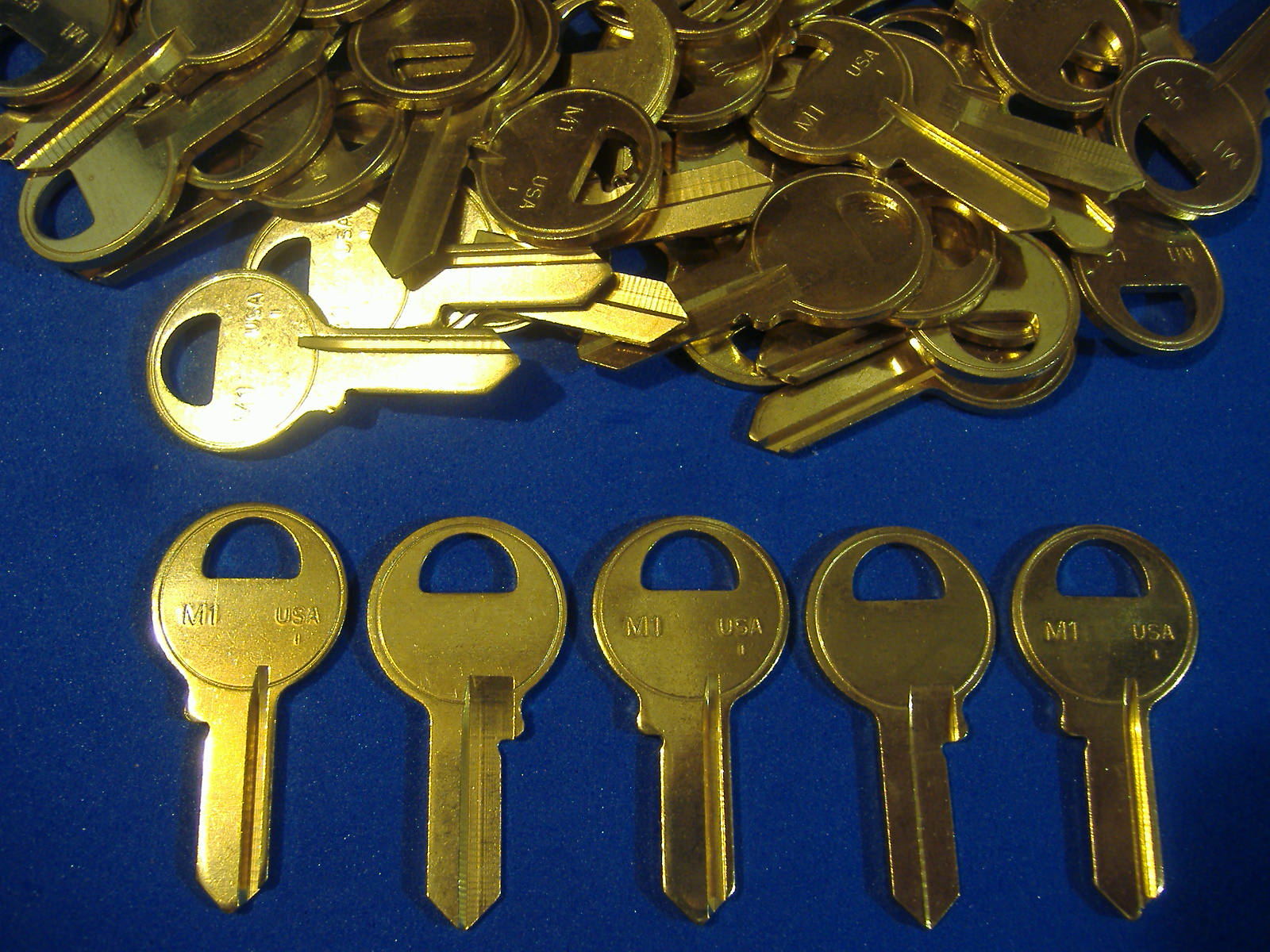 LOT OF FIFTY LOCKSMITH M1 KEY BLANKS FITS MASTER BRASS MADE IN USA | eBay