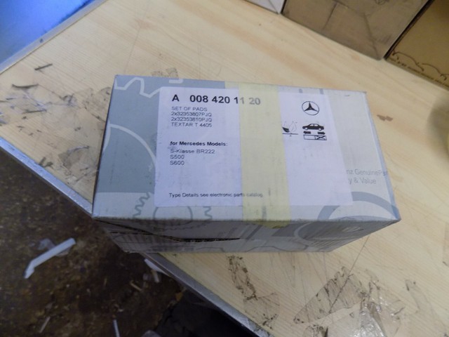 Mercedes-Benz S-class W222 Rear Brake Pad Set A0084201120 Genuine for ...