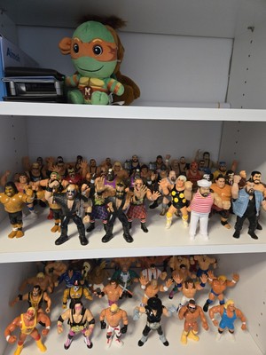 WWF Hasbro Wrestling Figure LOT WWE RARE Undertaker Hulk Hogan Andre ...