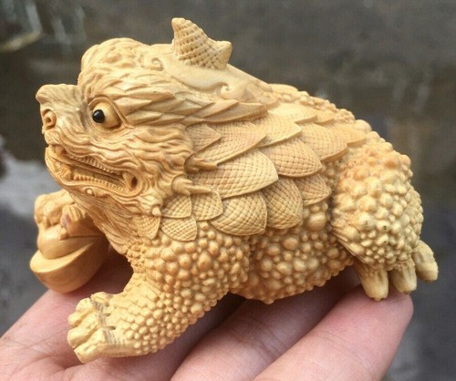 Traditional Wood Carving Golden Toad Home Decoration Animal Carving ...