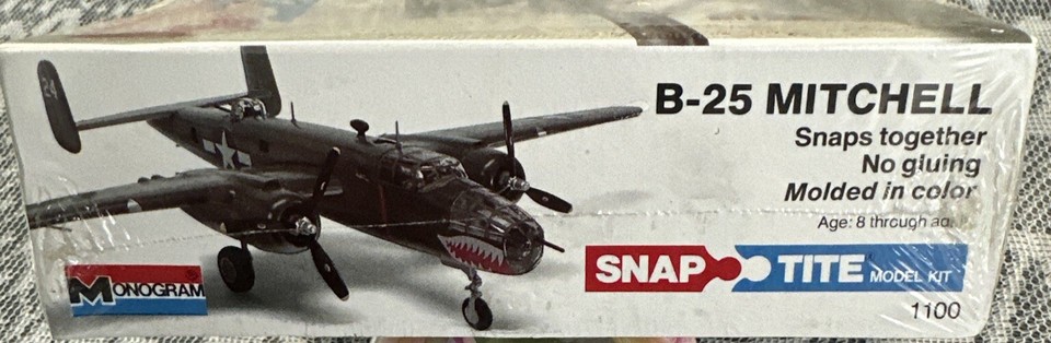 Vintage Monogram B-25 Model Plane Mitchell Plastic Model Kit 1100 Made ...