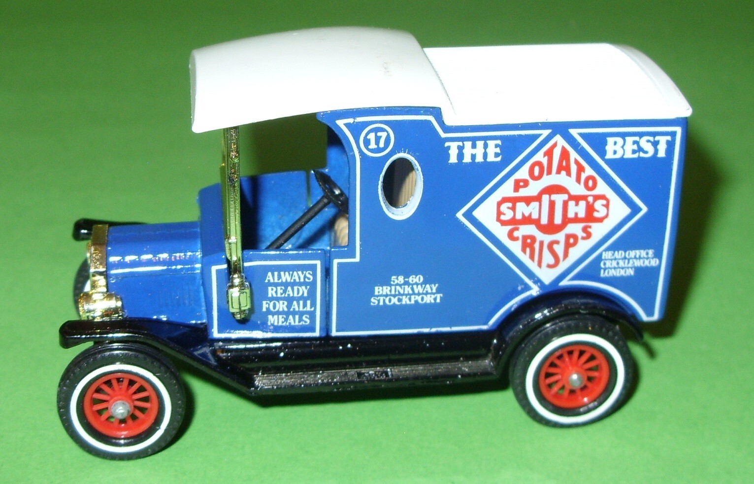 Matchbox Yesteryears / Y12 1912 Ford Model T Van 'Smith's Crisps' in ...