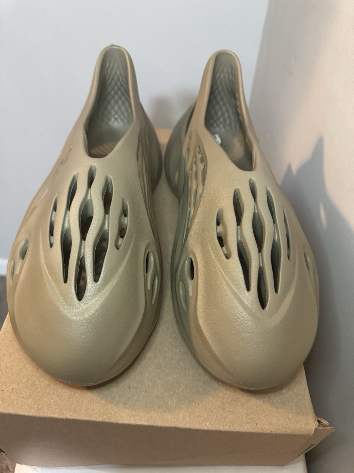 adidas Yeezy Foam RNR Stone Taupe Size: US M 13 ID4752 | eBay