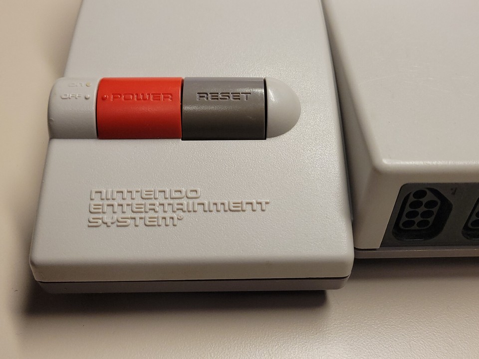 NINTENDO NES-101 Top Loader AV MOD + LED MOD + STEREO MOD!! GOOD ...